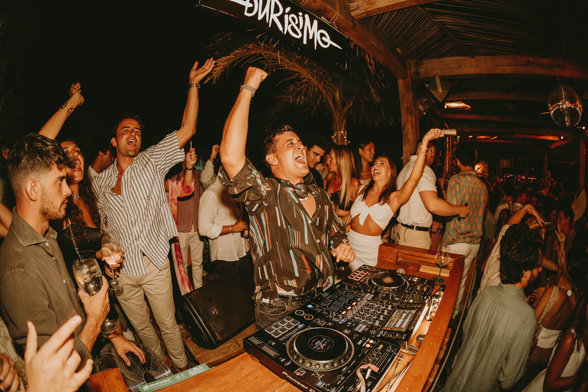 Artists - Playa Canalla